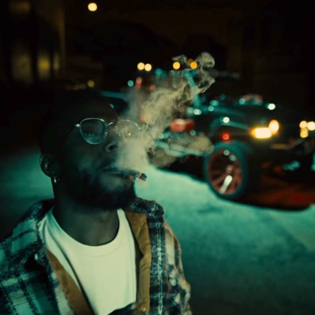 Isaiah Rashad “Lay Wit Ya”ft. Duke Duece – NO JUMPER